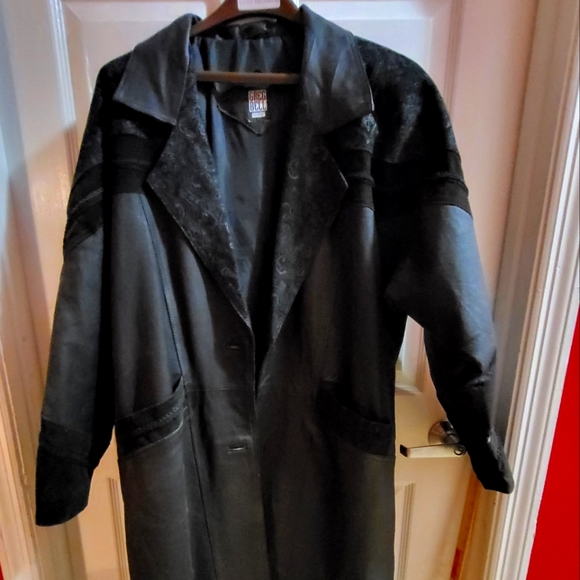 Greg Bell | Jackets & Coats | Greg Bell Ladies Leather Coat | Poshmark